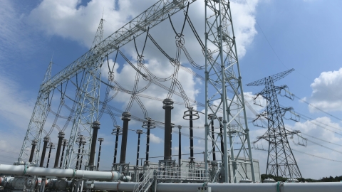 China to build first ultra high-voltage clean power line - SHINE News