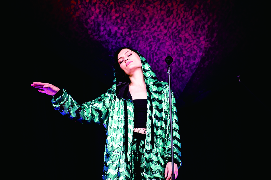 British singer Jessie J is on her way - SHINE News