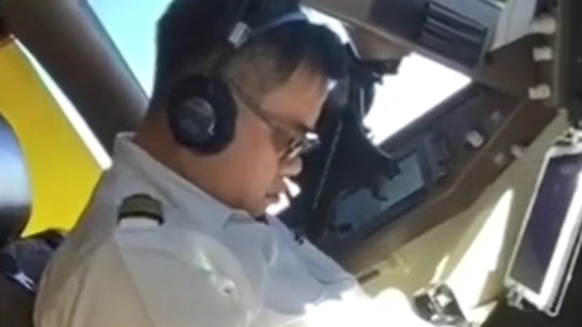 Captain falls asleep during flight - SHINE News