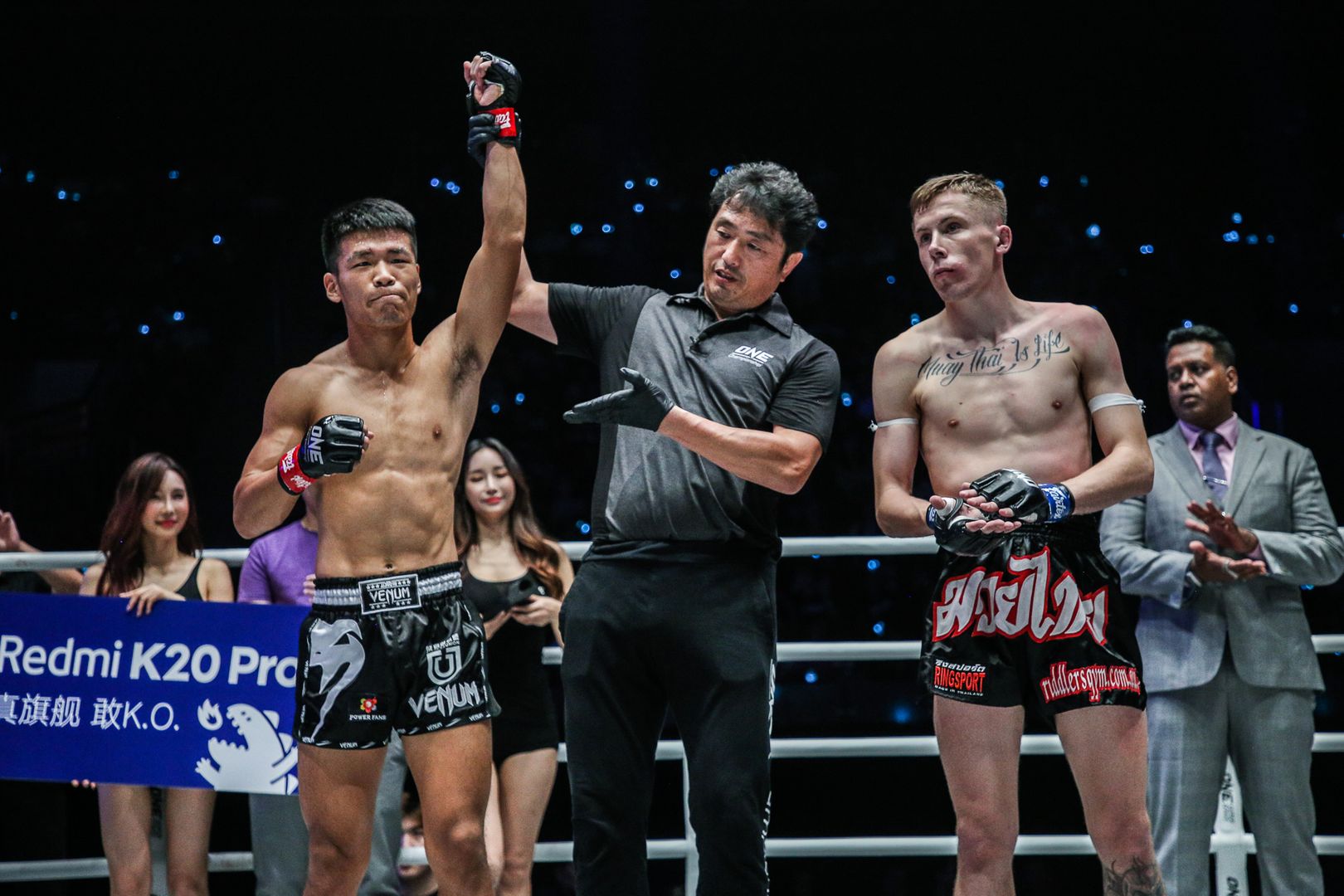 Chinese fighters in all-win performance in Shanghai - SHINE News