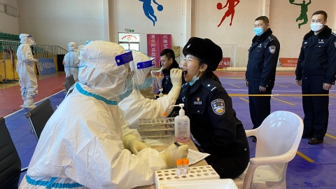 Chinese mainland reports 12 new COVID-19 cases - SHINE News
