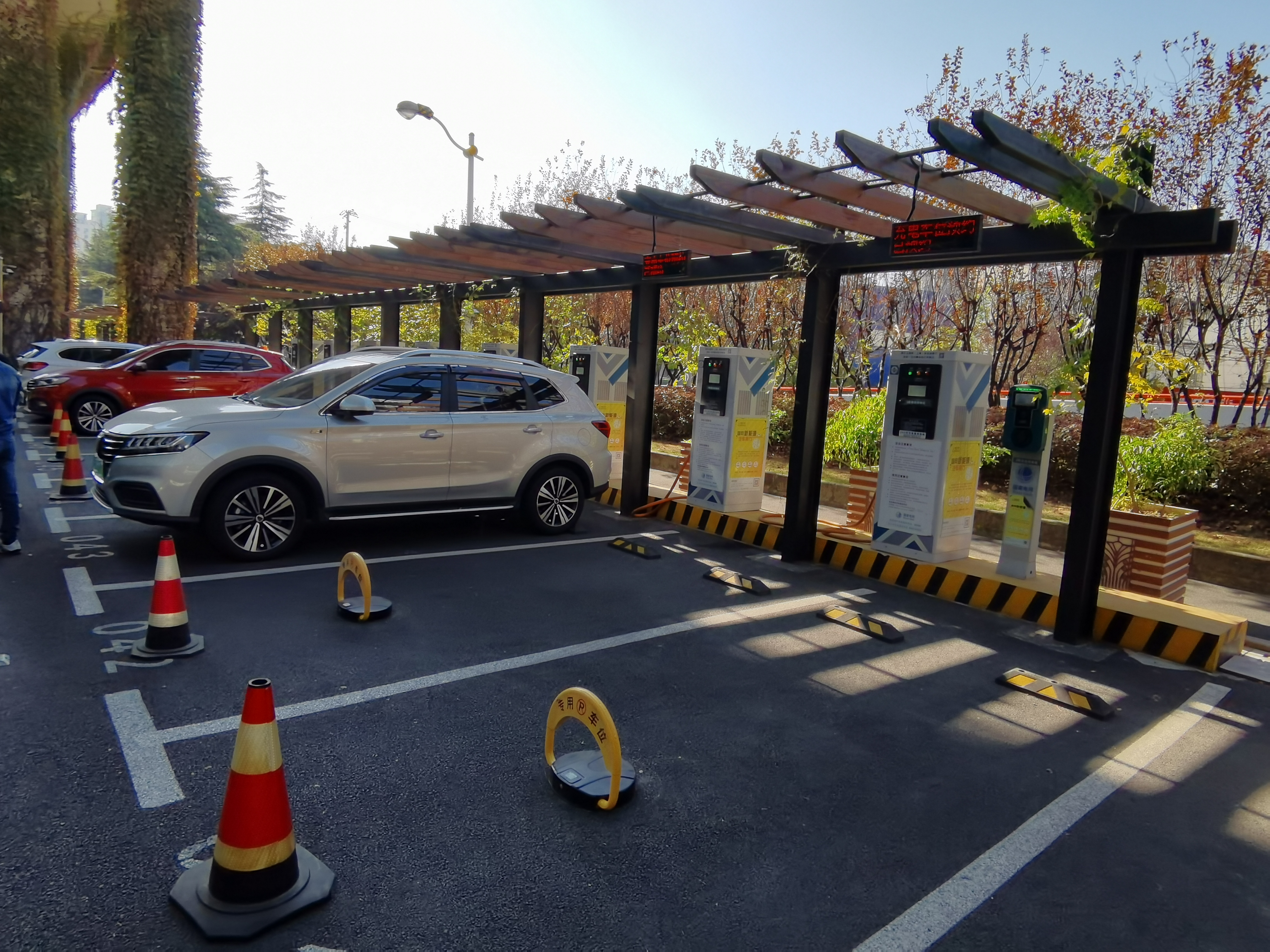 City adding thousands more parking spaces