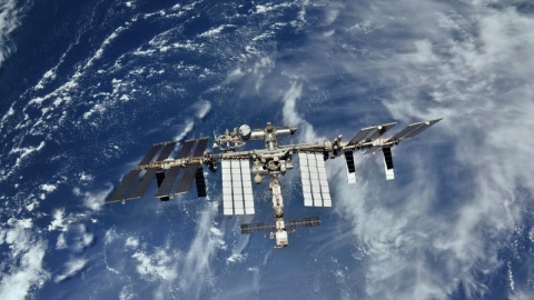 Astronauts smell smoke, burning on Russia's ISS module - SHINE News