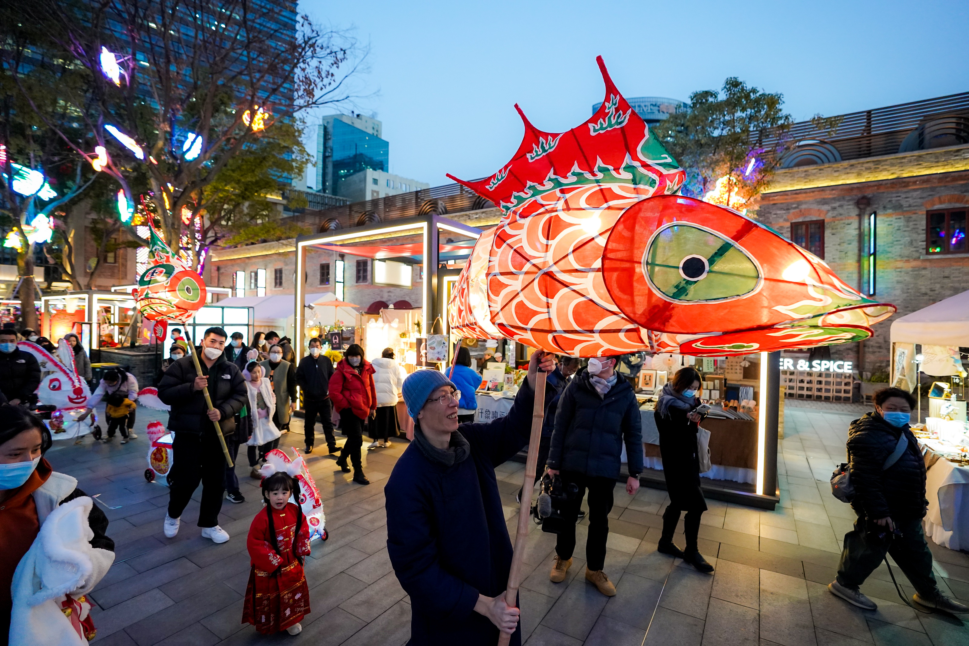 Display highlights skill of lantern maker - City News Service