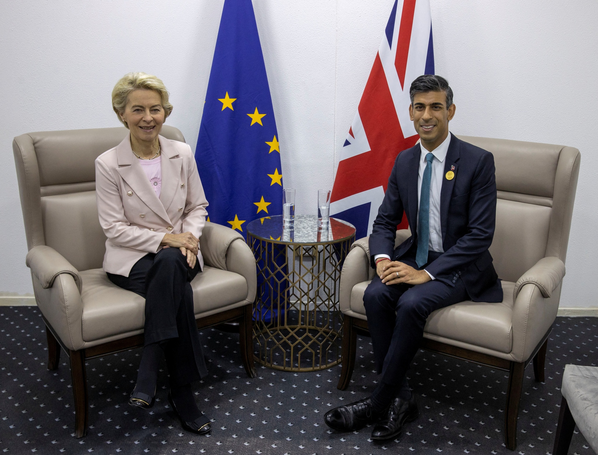 Uk Pm Eu Chief To Meet Over Post Brexit Deals Shine News