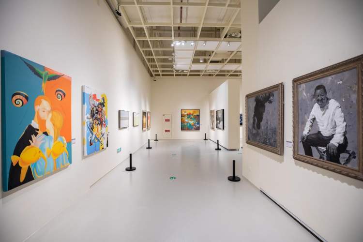 Museum looks at old and new techniques in current show - City News Service