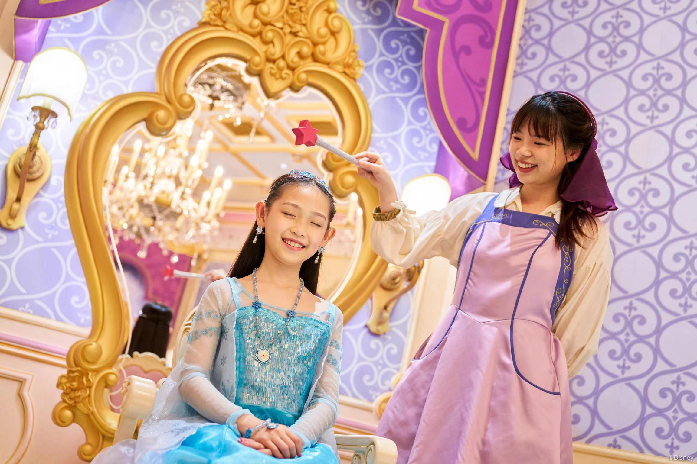 Step into a fairytale at Disney's upgraded Bibbidi Bobbidi Boutique ...
