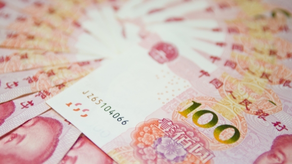 China's new yuan loans increase 2.02 trln yuan in H1 - SHINE News