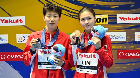 China's Lin, Li finish 1-2 in women's 1m springboard diving at swimming ...
