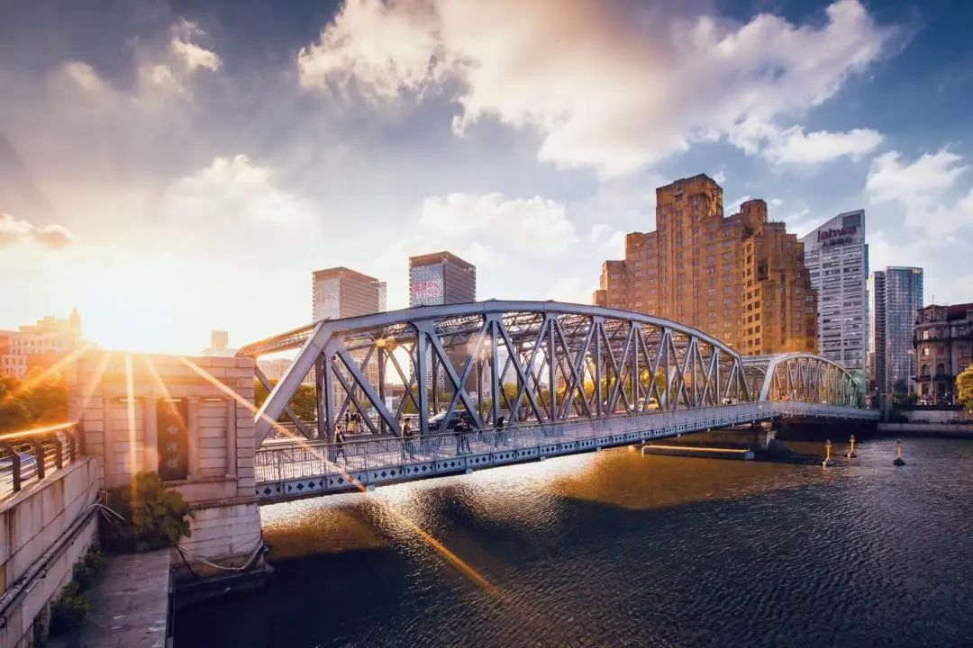 Environmentally friendly routes take you to appreciate the beauty of ...