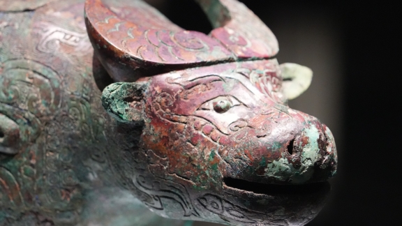 New museum building opens at China's Shang Dynasty capital ...