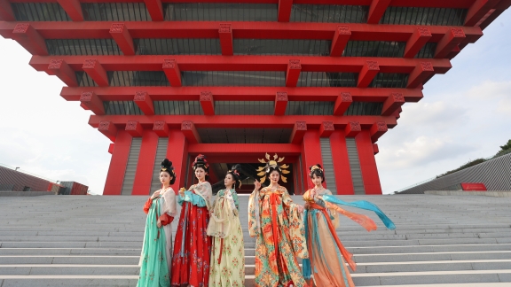 Major exhibition to bring ancient Dunhuang culture to life-The Official ...