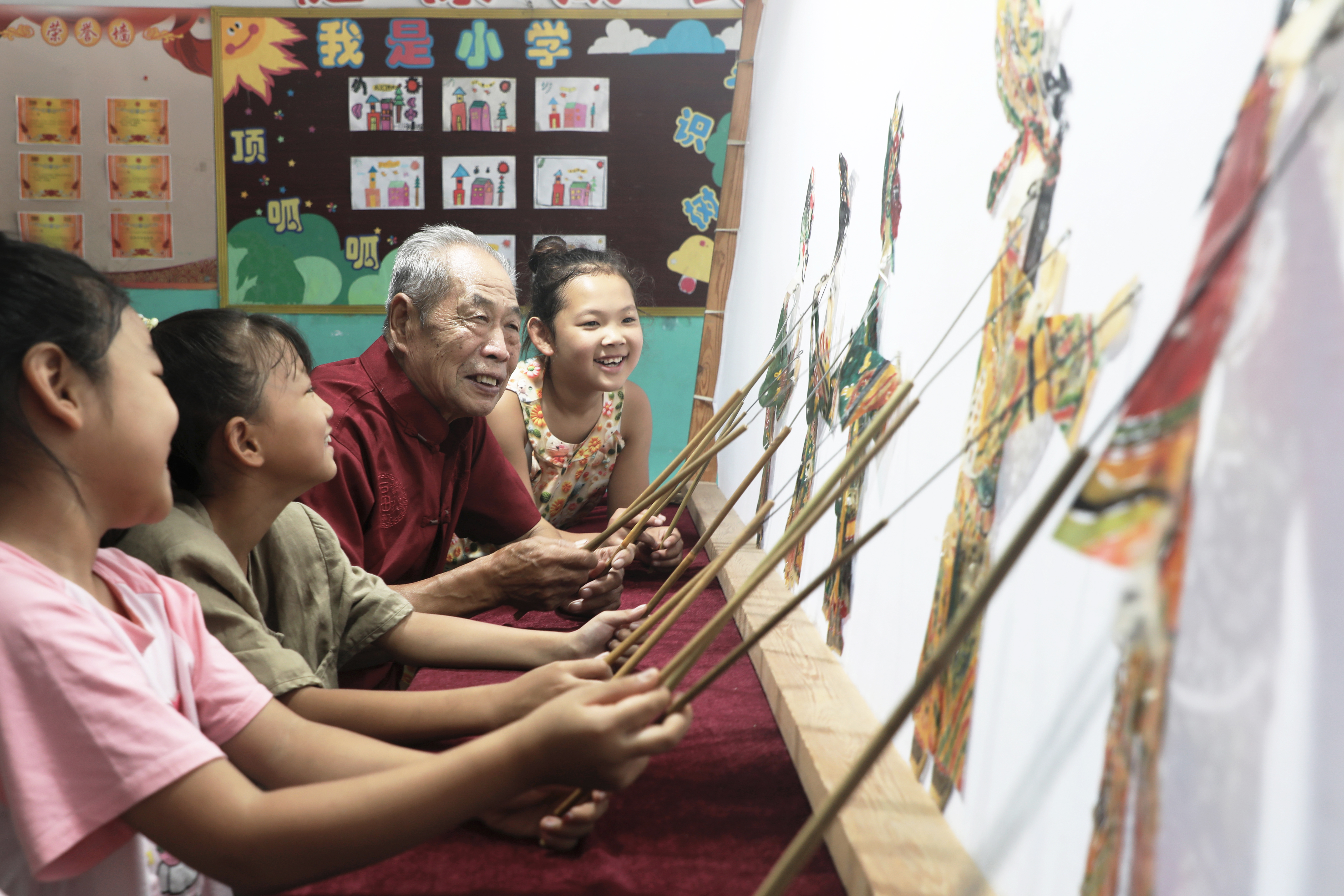 Chinese shadow puppetry survives with new performers, global audiences ...