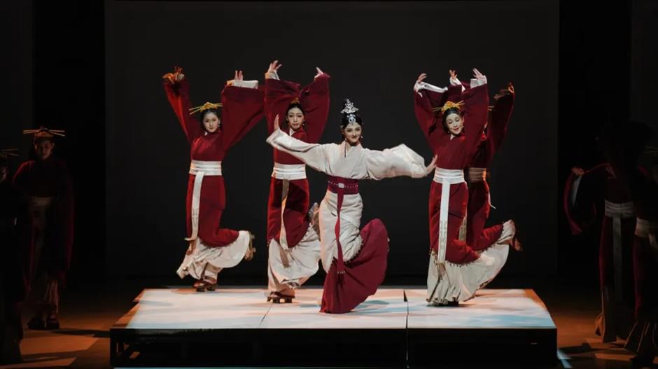 Xi Shi Makes a Return to the Shanghai Stage With a Fresh Interpretation ...