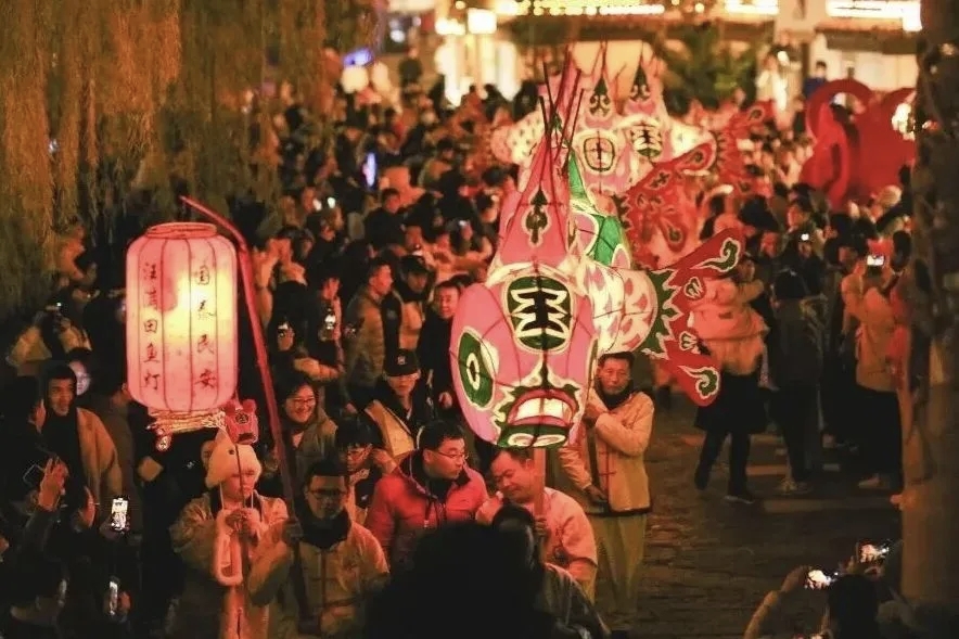 Lantern and Light Shows: Shanghai's Spring Festival Celebrations Kick ...